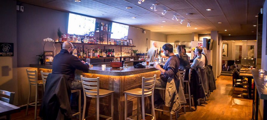 Quest to find Toronto’s Best Raptors Bar – Date Night - Raptors Republic