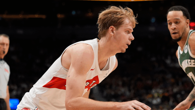 Gradey Dick ‘feeling fine’ after scary fall early in Pacers game ...